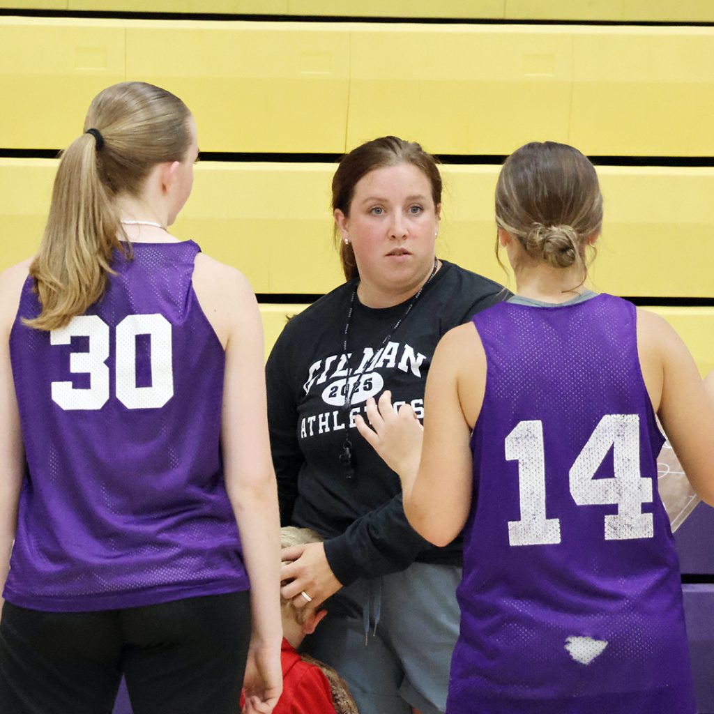 Former Blackhawk settling in as new head coach of the Pirates - Central ...